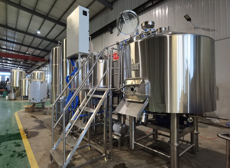 A Complete Guide to the Wort Whirlpooling Process in Beer Brewing ...